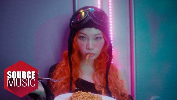 SPAGHETTI Lyrics (English Translation) - LE SSERAFIM