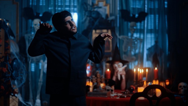 Romanian Song Lyrics with Meanings & Videos